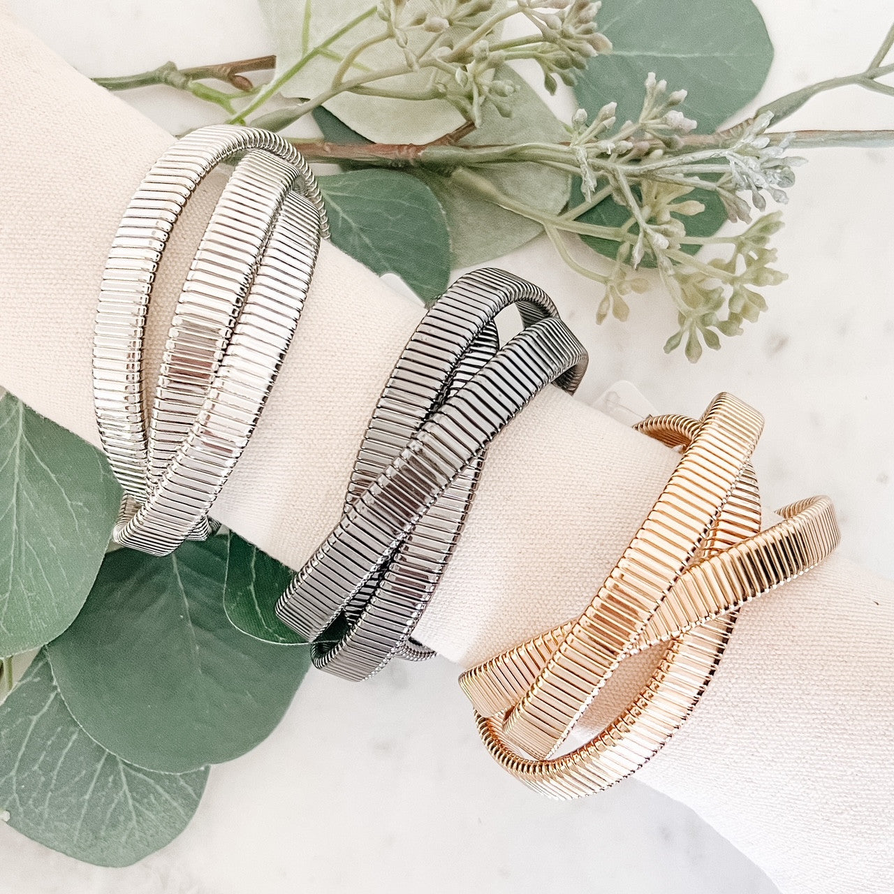 Metal Bracelet – Vintage Redefined